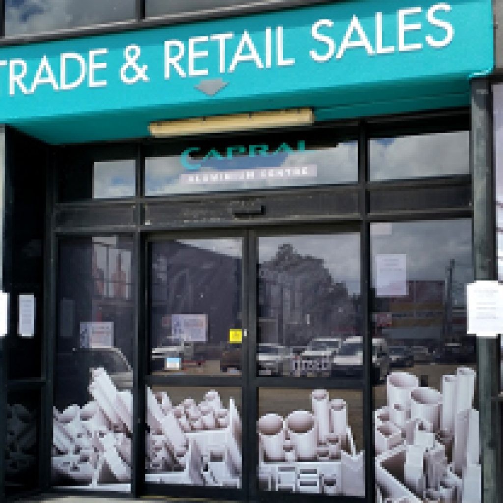 Tradesmen – Sign Art & Graphics – Sign writers Sydney, Large format ...
