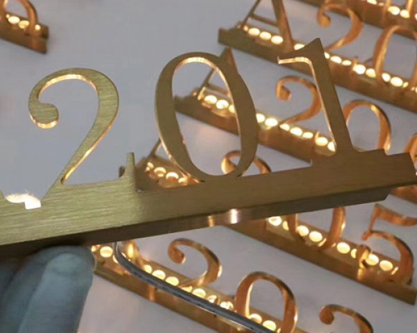 3D Illuminated Logo Gloss Gold Silver – Sign Art & Graphics – Sign ...