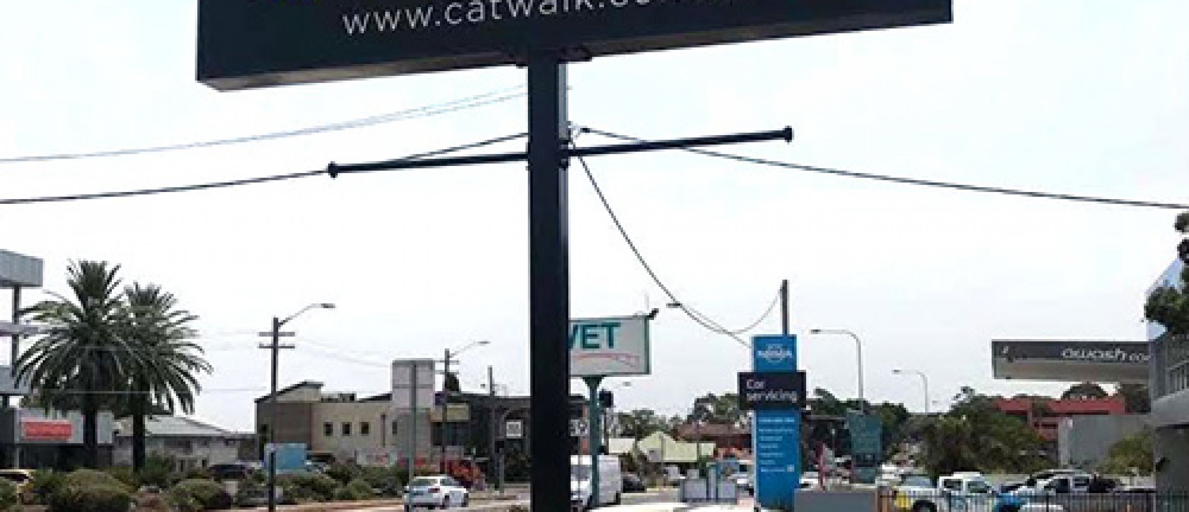 Pylon Light box Outdoor Sign – Sign Art & Graphics – Sign writers ...